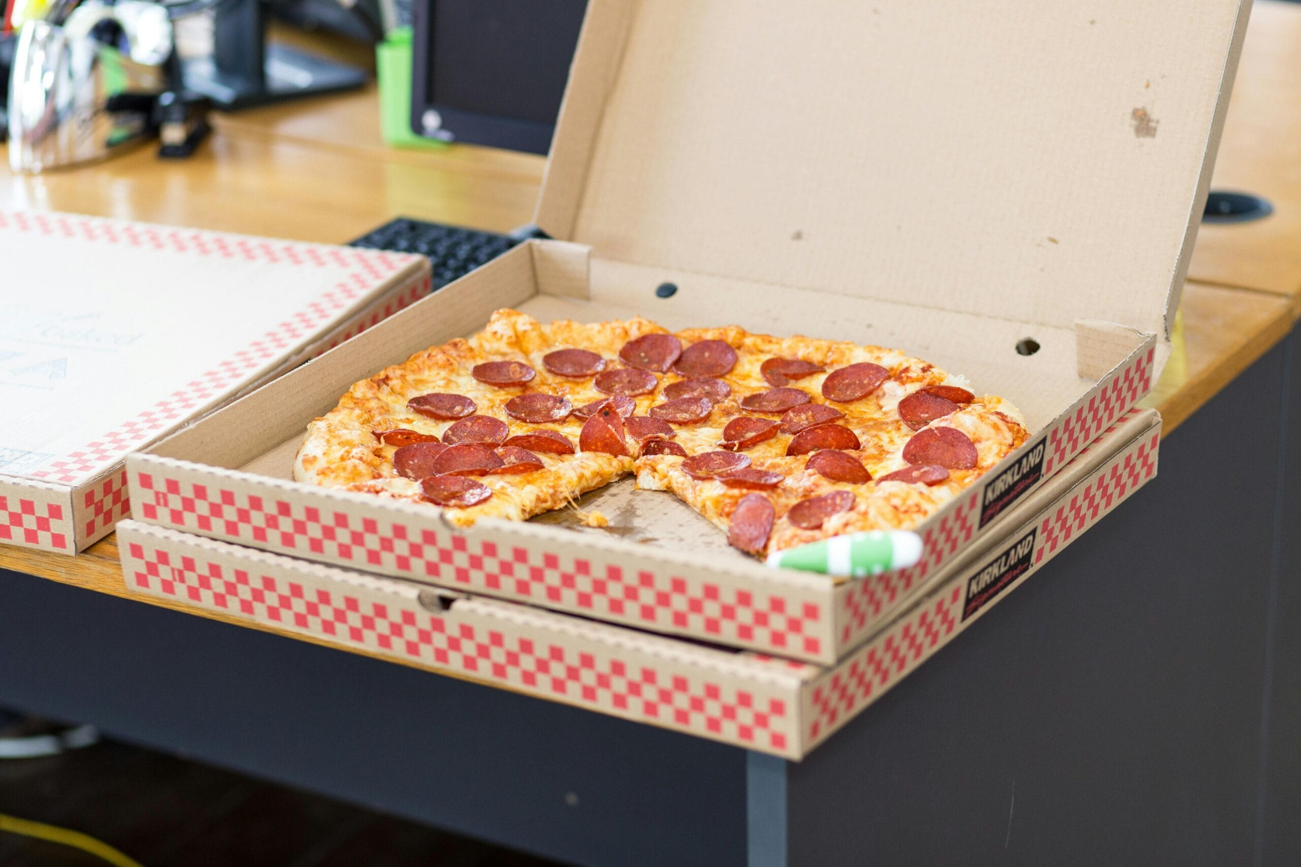 Get Real Free Pizza in the USA Without Conditions - SavTips